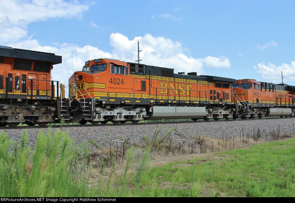 BNSF 4024